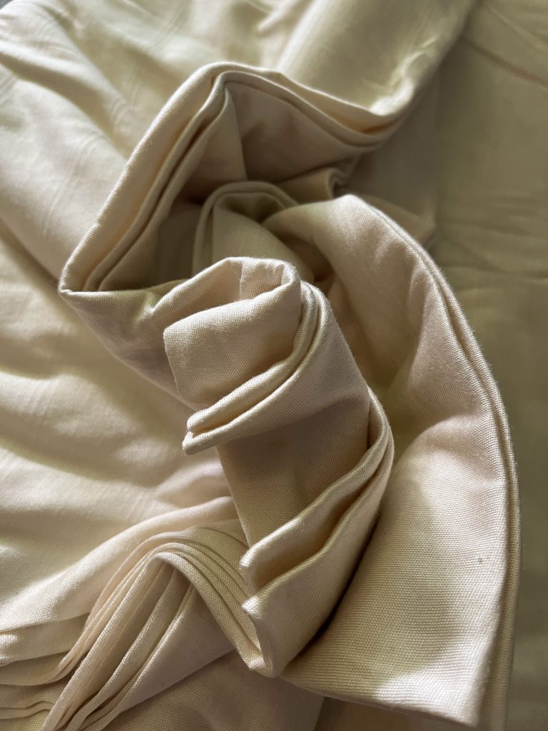 Lightening (Ahimsa Knit II) – Aurora Silk & Natural Dyes